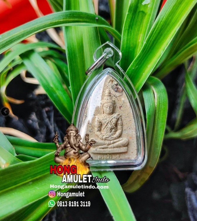 Amulet LP Moon Untuk Mengangkat Nasib